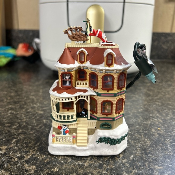 Hallmark | Holiday | Hallmark Keepsake Ornament 20 Up On The Housetop ...